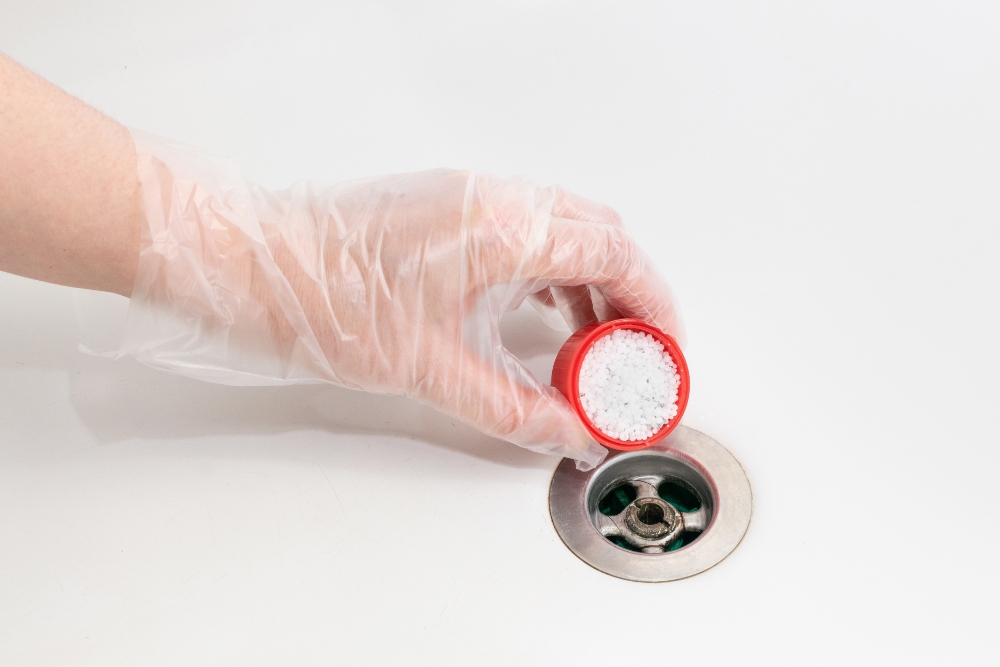 Smooth Flow Solutions Dealing with Blocked Drains